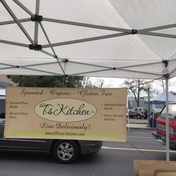 ESCONDIDO FARMER’S MARKET - Updated October 2025 - 54 Photos & 61 ...