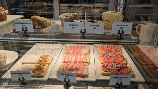 TOO SWEET CAKES - Updated June 2024 - 37 Photos & 22 Reviews - 1727 E ...