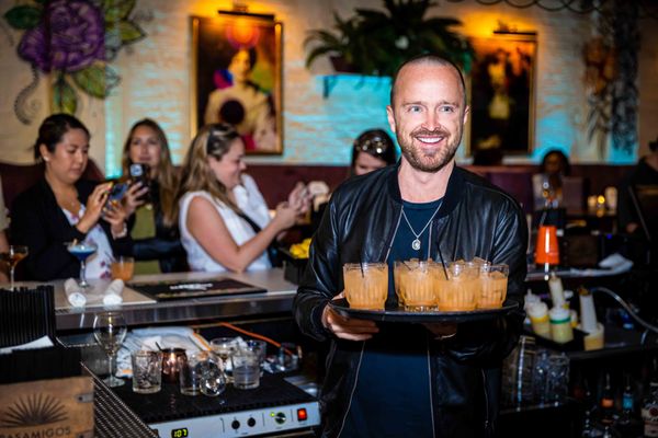 HUBBARD INN - Updated September 2025 - 546 Photos & 289 Reviews - 110 W ...