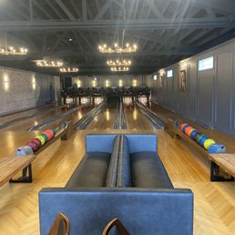 THE LOFT - Updated December 2025 - 19 Photos & 11 Reviews - 15 Ash St ...