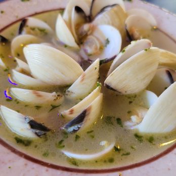 CHANNEL MARKER PUB & GRILL - Updated December 2025 - 58 Photos & 104 ...