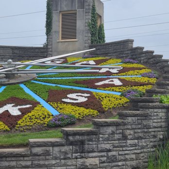 NIAGARA PARKS FLORAL CLOCK - Updated December 2025 - 68 Photos & 41 ...