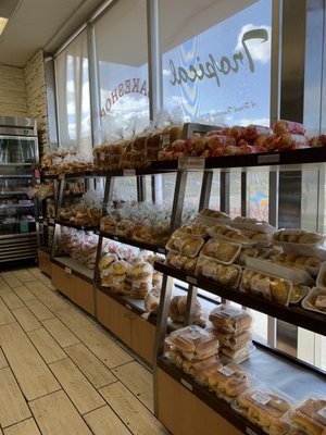 VALERIO’S TROPICAL BAKE SHOP - 64 Photos & 106 Reviews - Vallejo ...