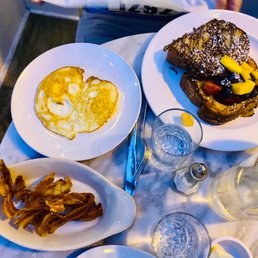 CAFÉ LULUC - Updated December 2024 - 1797 Photos & 1686 Reviews - 214 ...