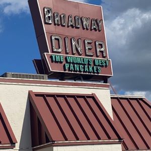 BROADWAY DINER - 143 Photos & 217 Reviews - 1075 Broadway, Bayonne, NJ ...