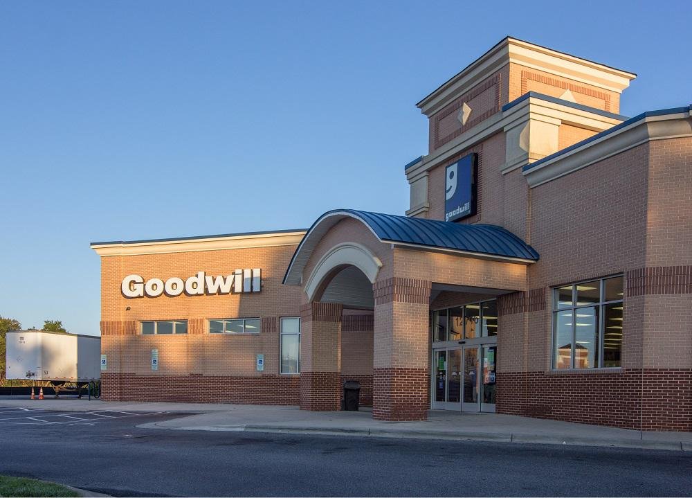 GOODWILL - STEELE CREEK - Updated December 2025 - 15 Reviews - 12716 S ...
