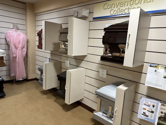 RIPEPI FUNERAL HOME - Updated June 2026 - 20 Photos - 5762 Pearl Rd ...