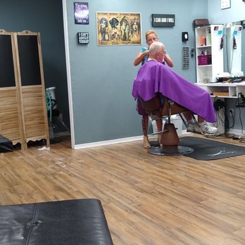 LOOKIN SHARP FAMILY BARBERSHOP - Updated December 2025 - 33 Photos ...