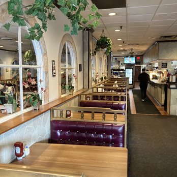 MILANO’S FAMILY RESTAURANT - Updated January 2025 - 65 Photos & 157 ...