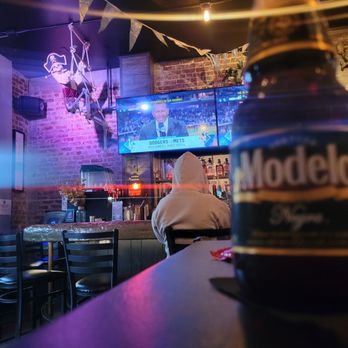 PORT CITY TAVERN - Updated January 2025 - 120 Photos & 115 Reviews ...