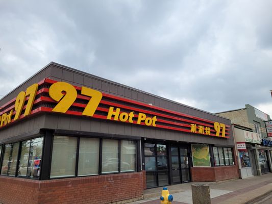 97 HOT POT - Updated September 2024 - 151 Photos & 70 Reviews - 10602 ...