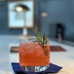 MAX DOWNTOWN - Updated December 2025 - 1124 Photos & 564 Reviews - 185 ...