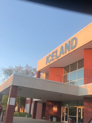 ICELAND SPORTS COMPLEX - Updated February 2025 - 51 Photos & 35 Reviews ...