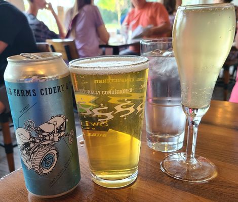 HOOKED MARKET & KITCHEN - Updated December 2024 - 350 Photos & 180 ...