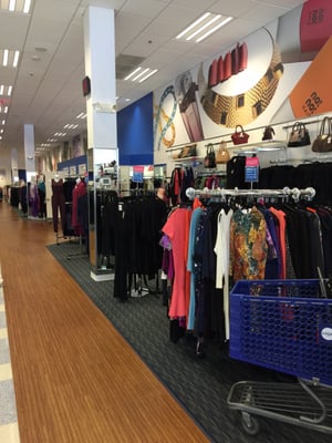 HSN RETAIL OUTLET - Updated December 2025 - 24 Photos & 22 Reviews ...