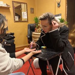 Best Psychic Readings Near Me - December 2025: Find Nearby Psychic ...