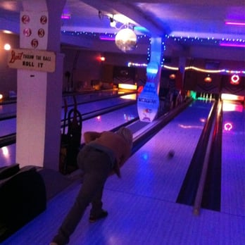 DANFORTH BOWL - Updated September 2025 - 36 Photos & 54 Reviews - 1554 ...