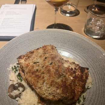 EARLS KITCHEN + BAR - Updated November 2024 - 1599 Photos & 1597 ...