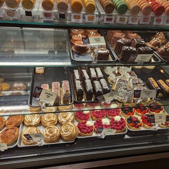 MIA’S BAKERY - 1784 Photos & 1117 Reviews - 139 Smith St, Brooklyn, New ...