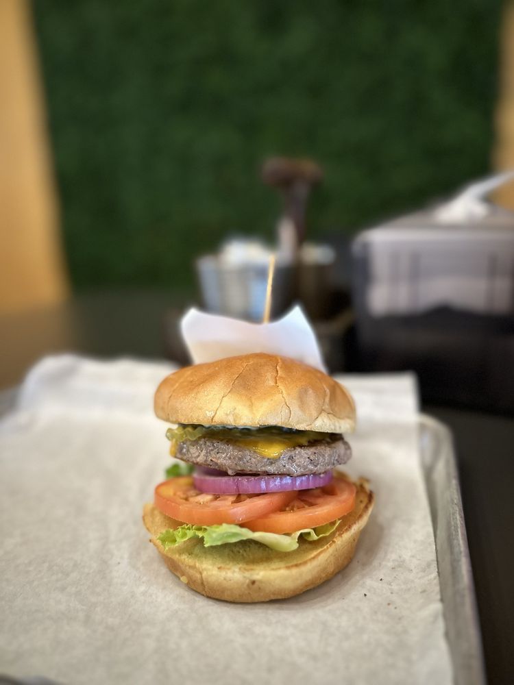 THE FLYING COW - Updated January 2026 - 250 Photos & 238 Reviews - 1055 ...