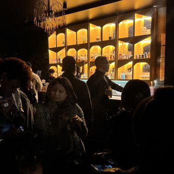 SHANKLIN HALL - Updated December 2024 - 82 Photos & 24 Reviews - 2325 ...