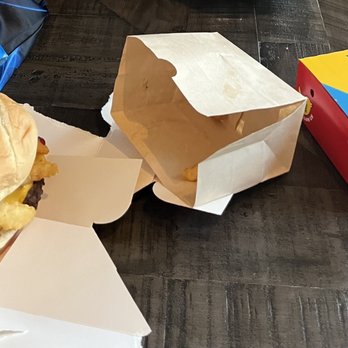 MRBEAST BURGER - Updated January 2026 - 44 Photos & 31 Reviews - 1908 ...