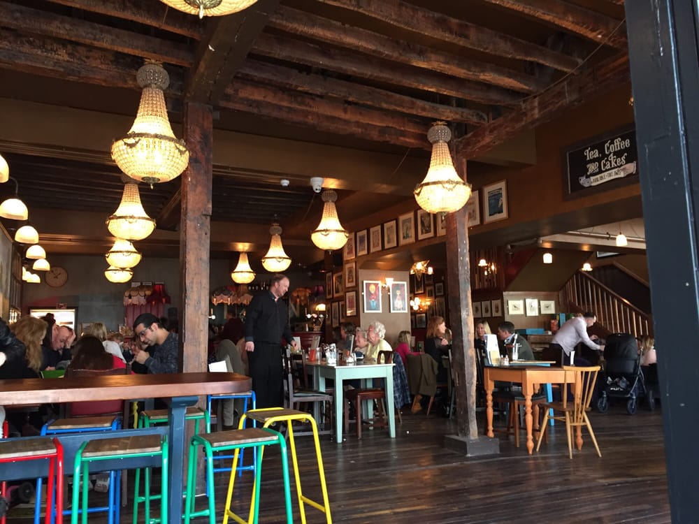 EDMUNDO LOUNGE - Updated December 2024 - 14 Photos - 28 Cornhill, Bury ...