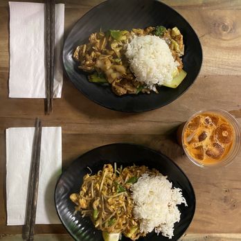 THAI TOM - 1058 Photos & 2427 Reviews - 4543 University Way NE, Seattle ...