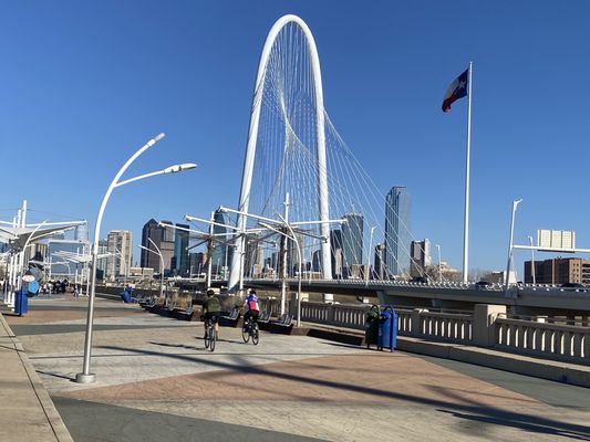 RONALD KIRK PEDESTRIAN BRIDGE - Updated December 2025 - 141 Photos & 21 ...