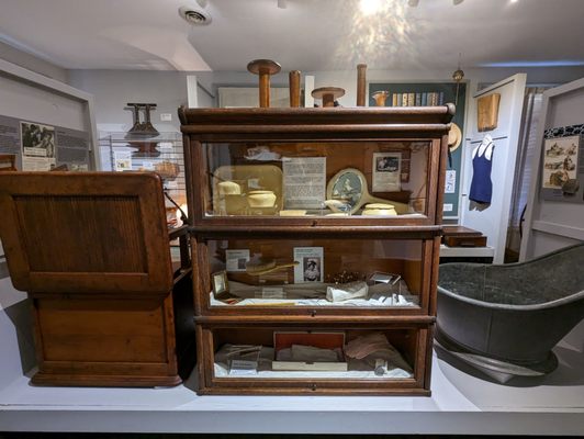 COWAN MUSEUM OF HISTORY AND SCIENCE - Updated March 2025 - 107 Photos ...