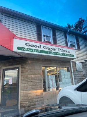 GOOD GUYS PIZZA - 106 Photos & 152 Reviews - 1248 Ruie Rd, North ...
