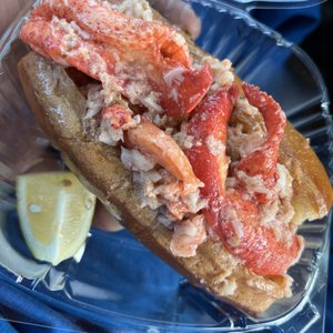 FAT CHEEKS HAWAII - 1023 Photos & 381 Reviews - 1200 Ala Moana Blvd ...