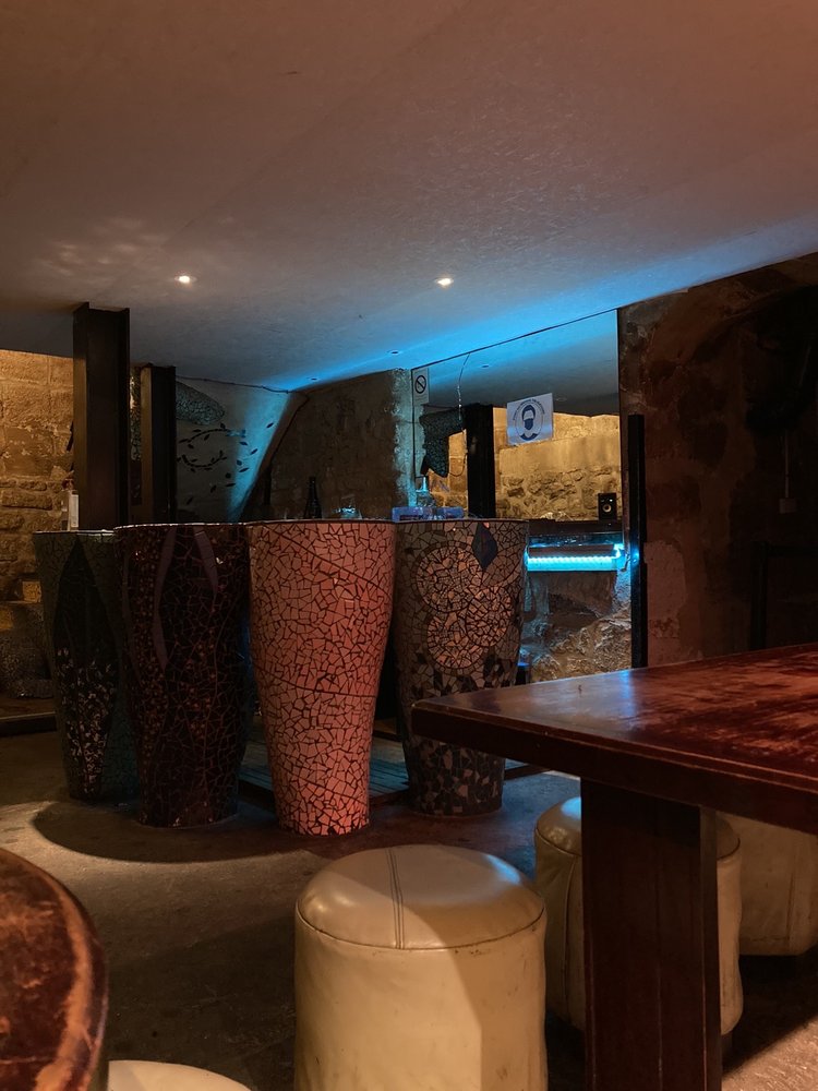 YONO’S BAR - Updated September 2025 - 30 Reviews - 37 Rue Vieille Du ...