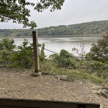 LOCUST GROVE - Updated December 2025 - 154 Photos & 43 Reviews - 2683 ...