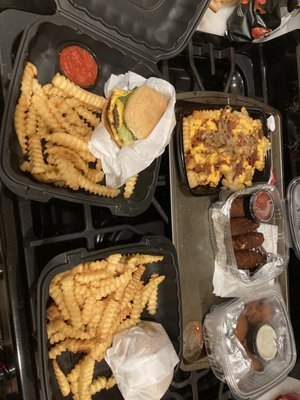 TUNE INN - Updated December 2024 - 350 Photos & 554 Reviews - 331 ...