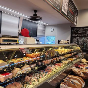 CLAROS ITALIAN MARKET - Updated March 2025 - 457 Photos & 454 Reviews ...