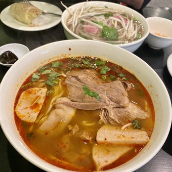 PHO 86 - Updated November 2024 - 228 Photos & 103 Reviews - 1944 86th ...