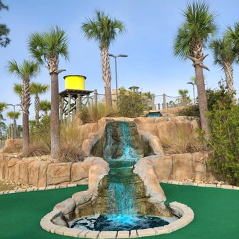 BEACHSIDE MINI GOLF - Updated December 2025 - 42 Photos & 25 Reviews ...