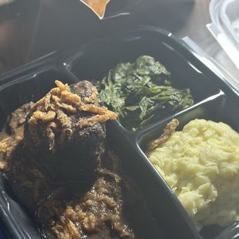 TABLE 100 - Updated December 2025 - 546 Photos & 447 Reviews - 100 ...