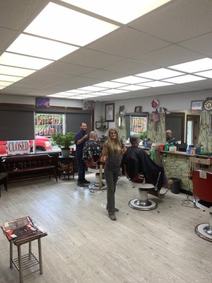 DIAMOND CUTS BARBER SHOP - Updated October 2025 - 10 Reviews - 449 Main ...
