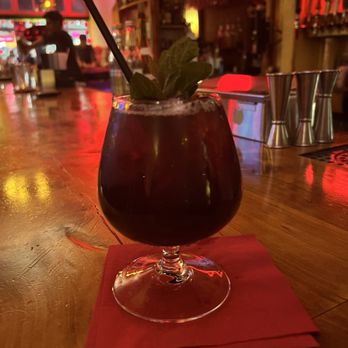 MONTE VISTA COCKTAIL LOUNGE - Updated October 2025 - 77 Photos & 171 ...