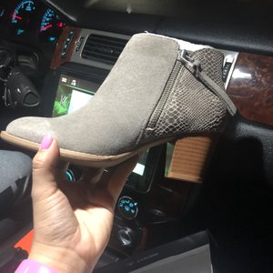 THE BONE STORE - 43 Photos & 39 Reviews - 6610 N Blackstone Ave, Fresno ...