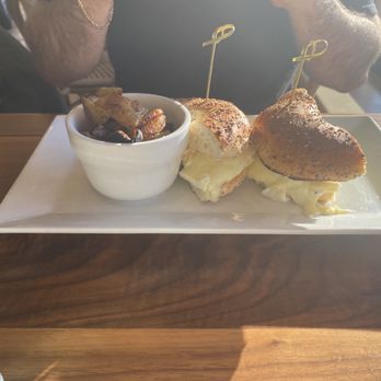 FITZWATER CAFE - Updated May 2025 - 303 Photos & 297 Reviews - 728 S ...