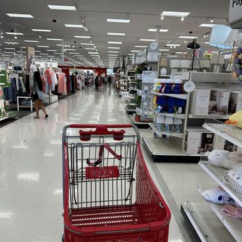 TARGET - Updated October 2025 - 155 Photos & 245 Reviews - 9052 Central ...