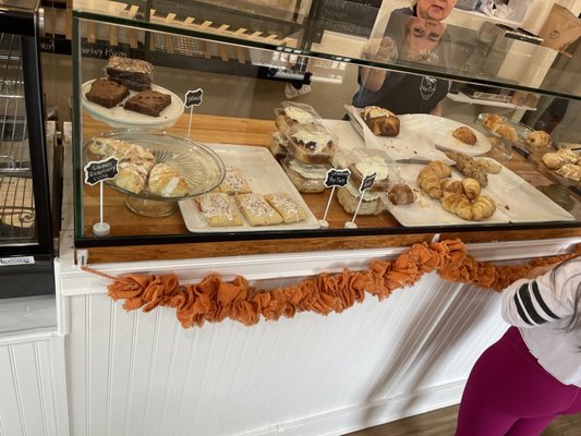 THE PASTRY CORNER - Updated September 2025 - 110 Photos & 62 Reviews ...