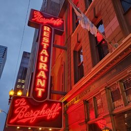 THE BERGHOFF RESTAURANT - Updated January 2026 - 1674 Photos & 1386 ...