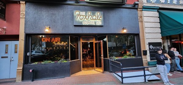 FOXHOLE COCKTAIL DEN - Updated November 2024 - 46 Photos & 20 Reviews ...
