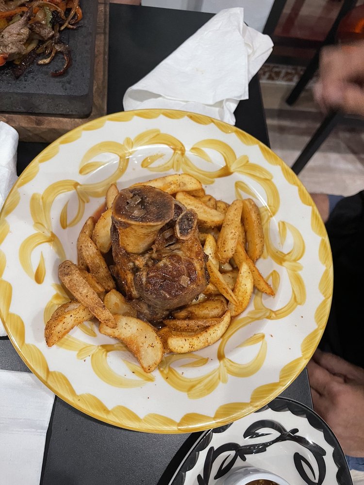 LA TIA TAQUERIA & CANTINA - 128 Photos & 74 Reviews - 4517 W Esplanade ...