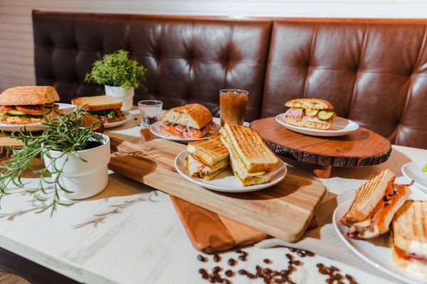 CAFÉ TOLIA - Updated July 2024 - 124 Photos & 64 Reviews - 26 N 3rd St ...