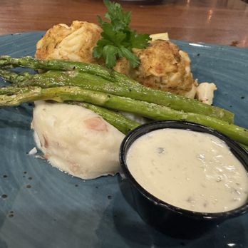 PHILLIPS SEAFOOD - Updated April 2025 - 2463 Photos & 2308 Reviews ...